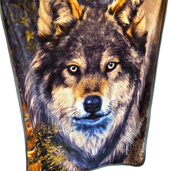 north west | Bedding | Super Soft Wolf Variant 2 Plush Lap Throw ...